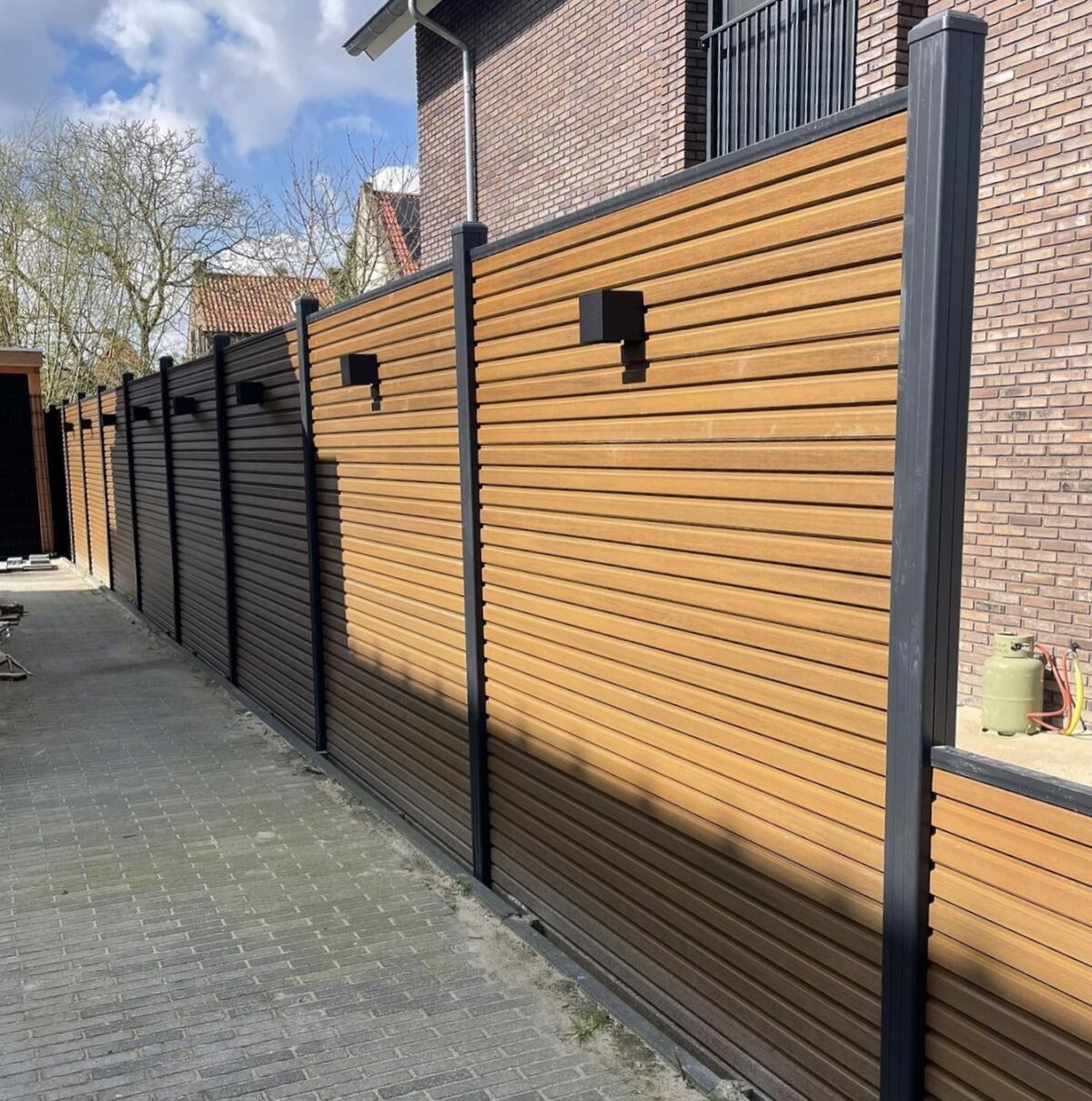 Composiet schutting Rhombus teak – Hekwerk kopen?